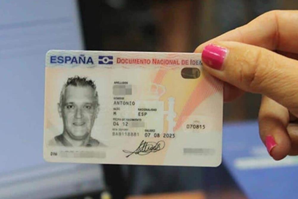 Cómo pedir cita para el DNI en España | Paso a Paso 2025